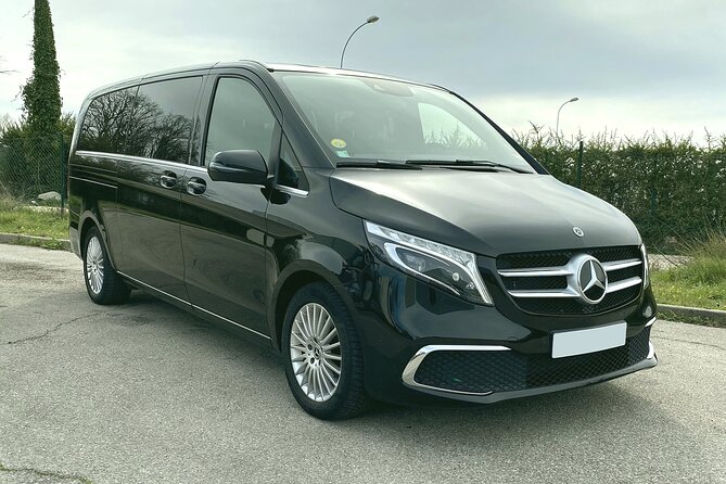 Departure Transfer from Madrid to Madrid Airport MAD in Private Van - The Sum Up