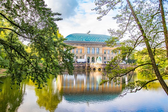 Discover Dusseldorfs most Photogenic Spots with a Local - Who Will Love This Tour?