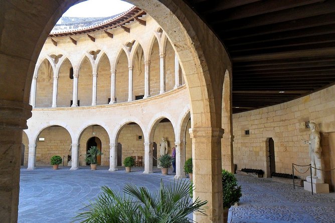 Discover the major cultural attractions of Palma De Mallorca on a Private Tour - Practical Tips for Making the Most of This Tour