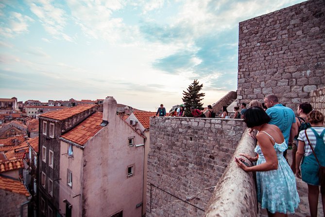 Dubrovnik Combo: Old Town & Ancient City Walls - Navigating the City Walls: A Spectacular Walk with a View