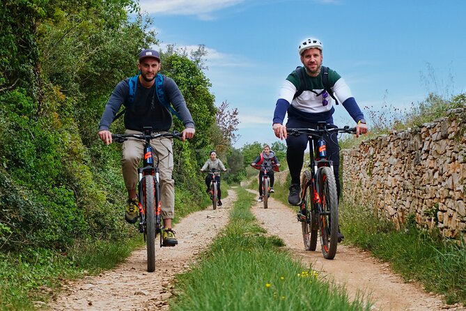 E-Bike swim & fortress tour Vodnjan - Authentic Experience Meets Practical Value