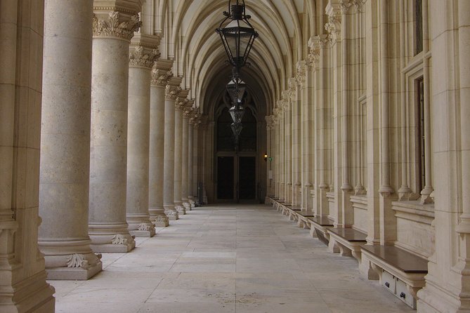 Explore Viennas Art and Culture with a Local - FAQ