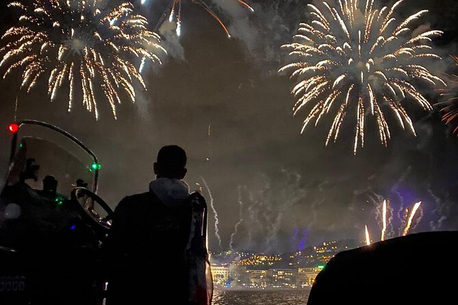 Fireworks at Sea - Cannes - FAQ about Fireworks at Sea - Cannes