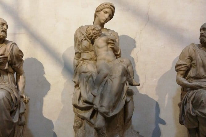 Florence: 1.5 hour Medici Chapels monolingual small-group guided tour - Who Should Book This Tour?