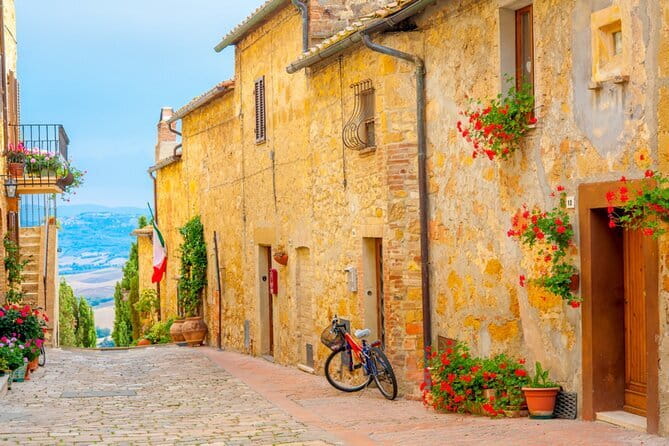 Florence Time Travel Quest: Michelangelos Secret Trail - FAQs