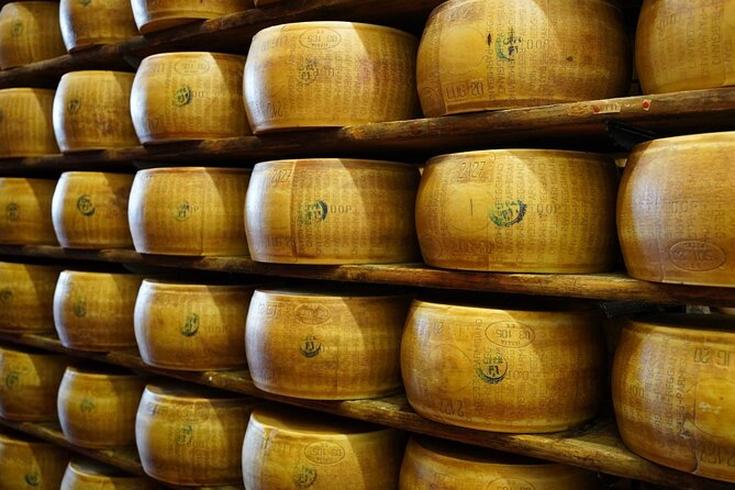 From Parma: Parmigiano Reggiano Farm Tour & Tasting with Transfer - The Tasting: Cheese, Balsamic, and Sparkling Wine