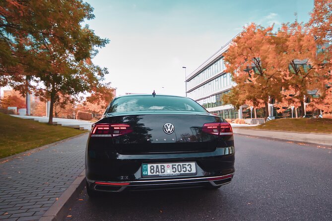 From Prague to Passau - Private Transfer by LIMOUSINE 3+1pax - The Experience, in Practice