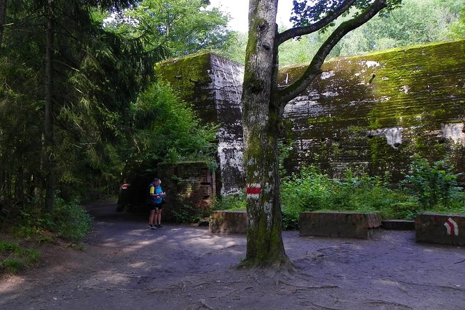 Gdansk Wolfs Lair with St. Lipka and Mamerki Private Guided Tour - Authentic Experiences and the Guides’ Role