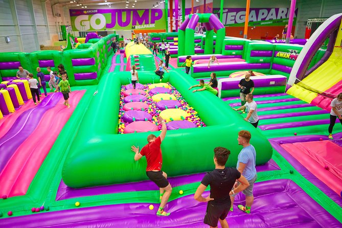 GOjump MEGAPARK Kraków-Sikorki 1h ticket: GOair Inflatable Park - The Sum Up