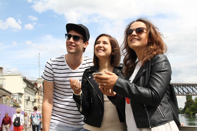 Granada Scavenger Hunt and Sights Self-Guided Tour - The Bottom Line: Who Is This Tour Perfect For?