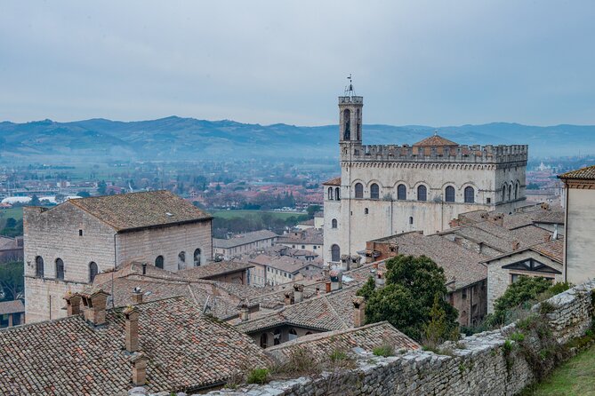 Gubbio: Private walking tour with official guide - The Cathedral and other historic gems
