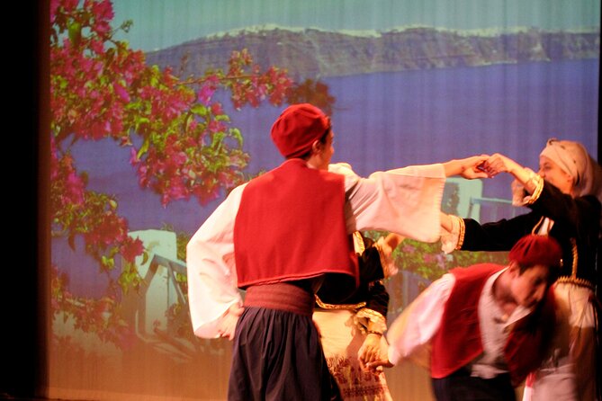 Guide to Greek culture: Dance lessons and walk in Kefalonia . - Authentic Experiences and Feedback