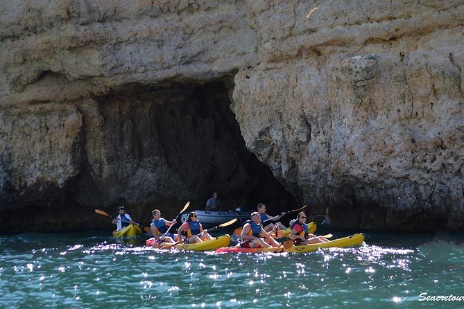 Guided Kayak Tour: Exploring Albufeira Area - Group Size and Atmosphere