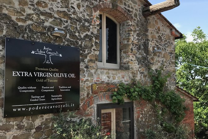 Guided tours of the olive grove with oil tasting. - What Makes the Olive Oil Tasting Stand Out?