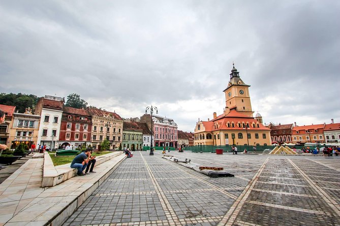 Guided visit in Spanish to the medieval center of Brasov (native Spanish guide). - The Sum Up