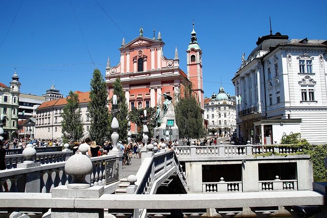 Guided Walking Tour in Ljubljana - The Experience From a Traveler’s Perspective