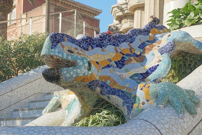 Guided Walking Tour in Park Güell Barcelona - Who Should Book This Tour?
