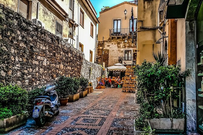 Guided Walking Tour in Taormina - FAQ