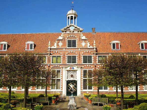 Haarlem Walking Tour. Unknown and Surprising - Molen De Adriaan Museum: Windmill Wonders