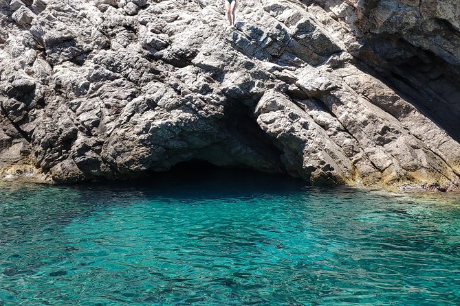 Half-Day Best Beaches & Bays Private Speed Boat Tour - What You Can Expect to Experience