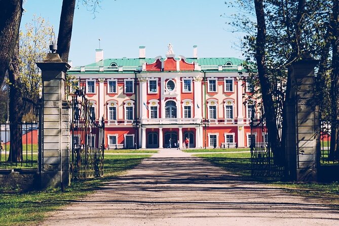 Half-Day Private Guided Sightseeing Tour of Tallinn - Exploring Pirita and Its Coastal History