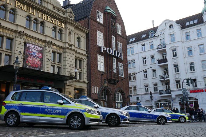 Hamburg: Red- & Bluelight - Private guided Reeperbahn Tour - Different Experiences, Different Reviews