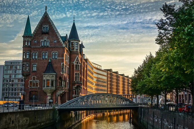 Hamburg Scavenger Hunt and Highlights Self-Guided Tour - The Breakdown of Key Stops and Experiences