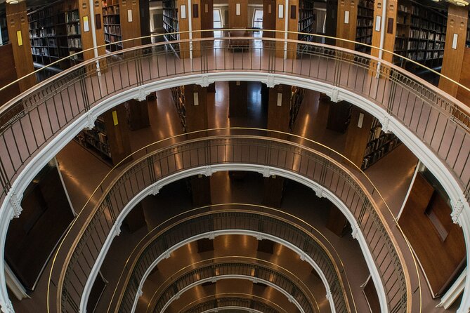 Helsinki architecture tour with a city planner - Helsinki’s Historic and Contemporary Landmarks
