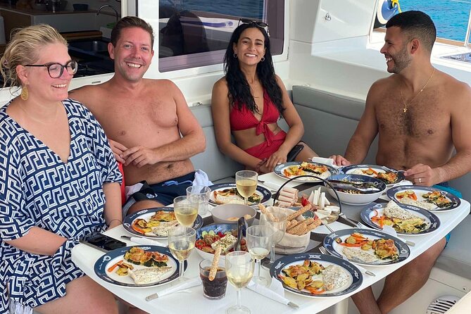 Heraklion: Dia Catamaran Tour, Lunch, Open Bar & Snorkeling - Food and Drinks on Board