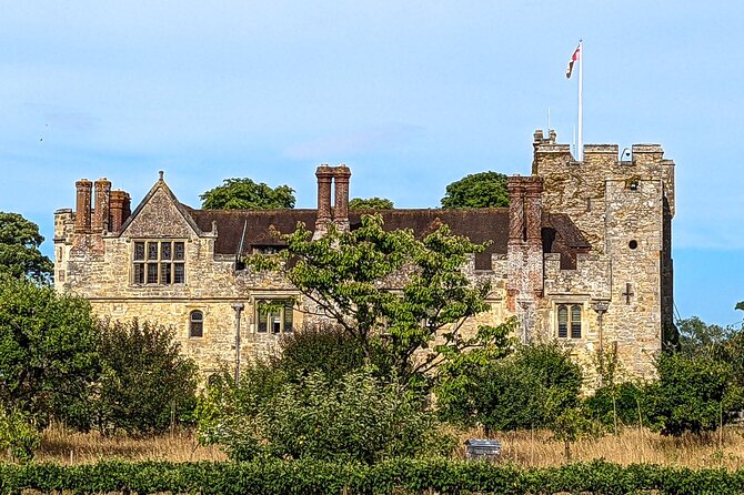 Hever Castle - England's Hidden Gem - Transportation: Comfort and Style