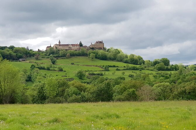 Hike to discover the most beautiful villages of France of the Dordogne valley : Loubressac and Autoire - The Cliff Walk at Autoire