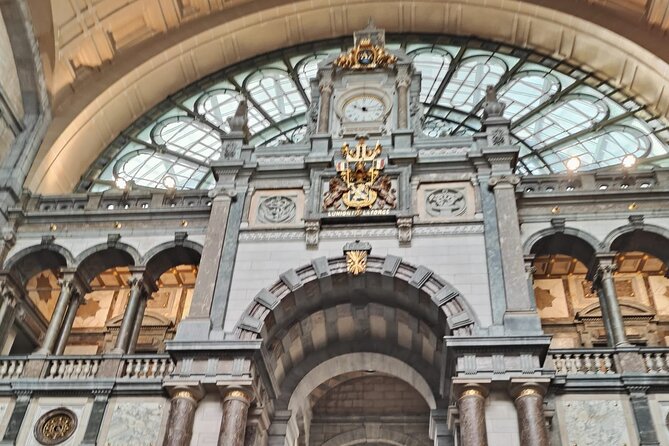 Historical Walking Tour in Antwerp Old City - What to Expect in Terms of Logistics