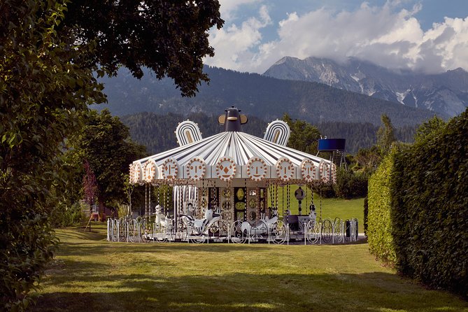Innsbruck and Swarovski Crystal Worlds Private Tour from Salzburg - Who Should Consider This Tour?