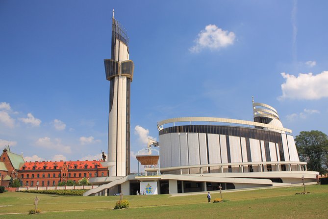 John Paul II Route Guided Tour With Private Transport - Final Thoughts