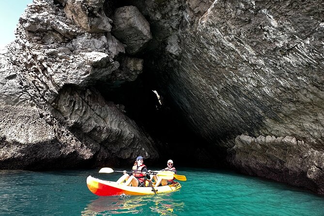 Kayak Adventure in Sesimbra - The Heart of Arrábida Natural Park - Paddling and Sightseeing Tips