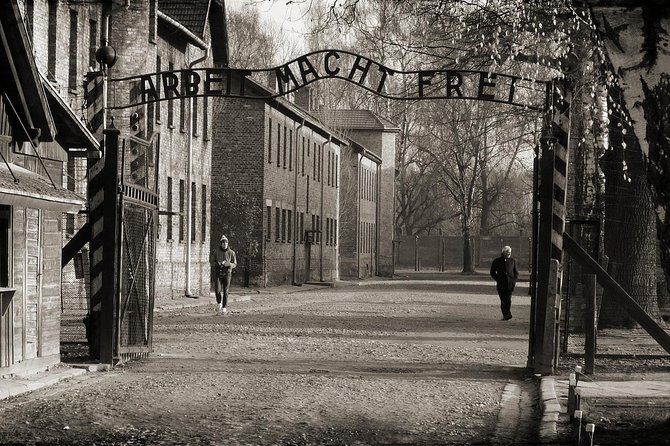 Krakow: Auschwitz-Birkenau Guided Tour with Hotel Transfer - What People Say