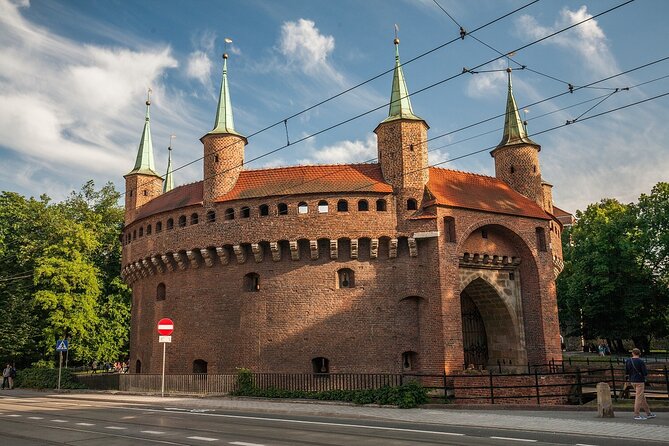 Krakow: Street Food Tasting Walking Tour - Considerations and Tips