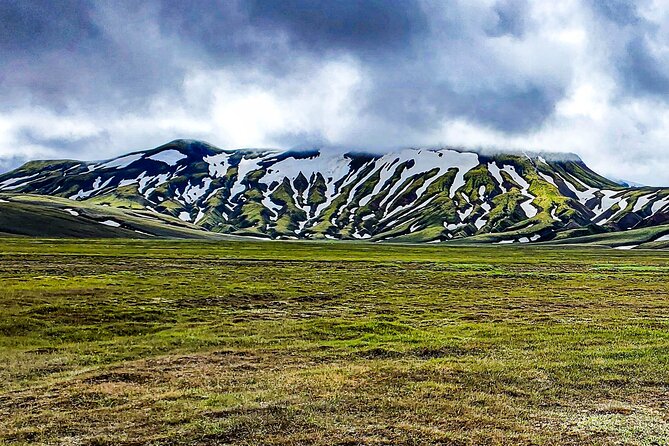 Landmannalaugar, Hekla, Sigoldugljufur 4x4 tour with Hiking - Hekla Volcano: Iceland’s Most Active Volcano