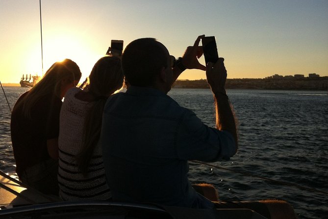 Lisbon Sunset Sailing Cruise with a Drink-2h Small Group Tour - The Itinerary in Detail
