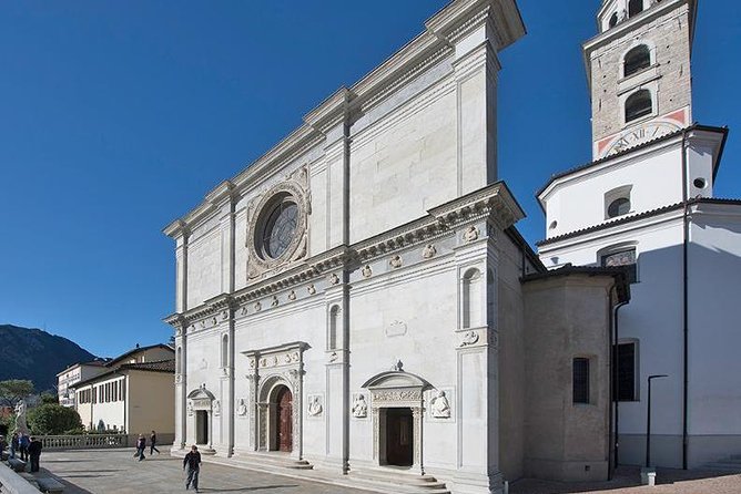 Lugano, Lake Lugano, private walking guided tour - Authentic Experiences and Authenticity