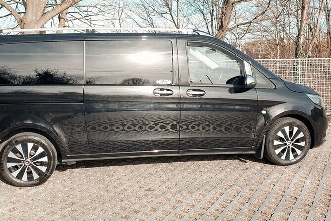 Luton Airport To Oxford Private Transfer - Timing and Flexibility