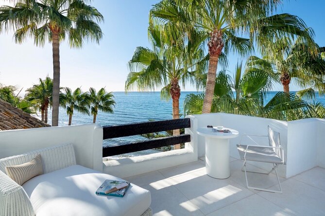 Marbella and Mijas Day Tour and Puerto Banus and Benalmadena - Exploring Andalusian Charm: Mijas Pueblo