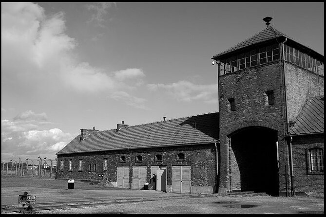 Memorial and Museum Auschwitz-Birkenau Tour & Krakow Transfer - What’s Included and What’s Not