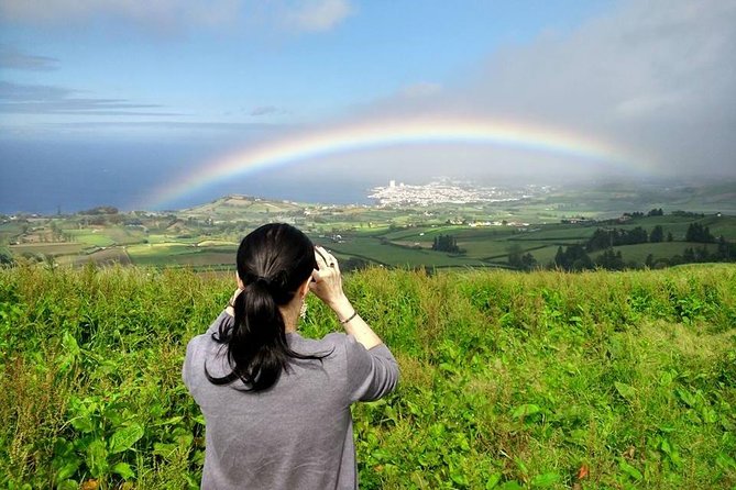 Minibus  Laketour  Sete Cidades / Lagoa do Fogo  Full Day (Shared) - The Sum Up: Who Should Book This Tour?