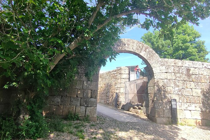 Monsanto and Historical Villages "The DRAGONSTONE" - Who Should Consider This Tour?