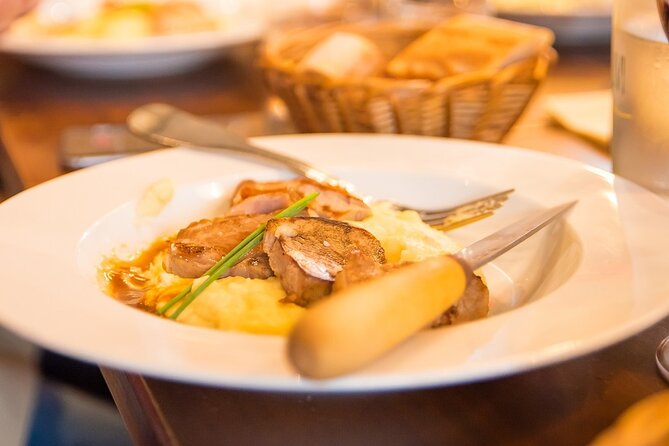Montmartre Cheese and Wine Private Tour with a Chef - Authenticity and Experience Highlights