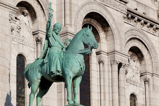 Montmartre Scavenger Hunt and Highlights Self-Guided Tour - The Sum Up