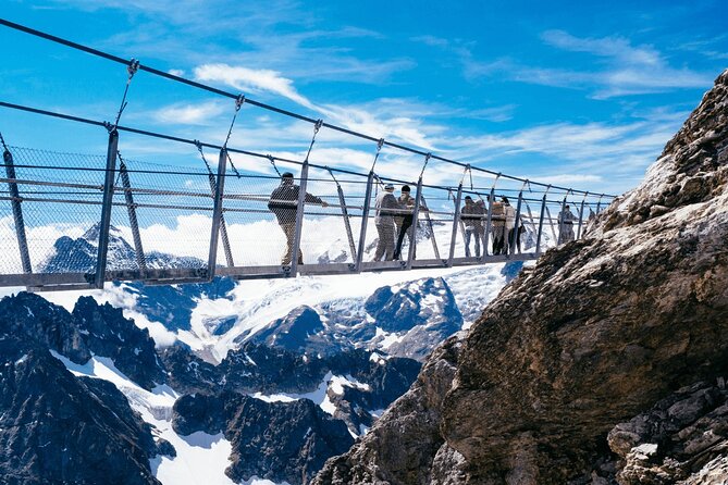 Mount Titlis Private Day trip Engelberg, Titlis and Lucerne - The Attraction of the Glacier Park and Observatory