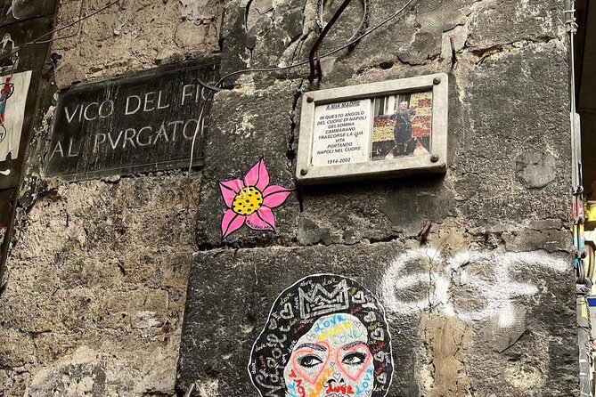 Naples Historical Center walking tour (2hrs) - Analyzing the Value