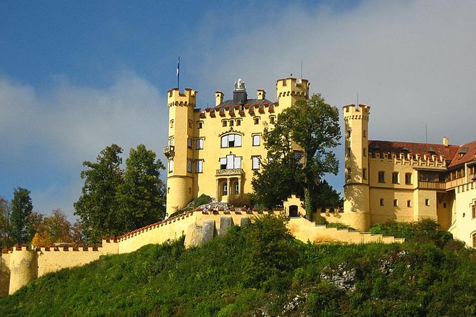 Neuschwanstein ticket+ City Bike from Fuessen - FAQs